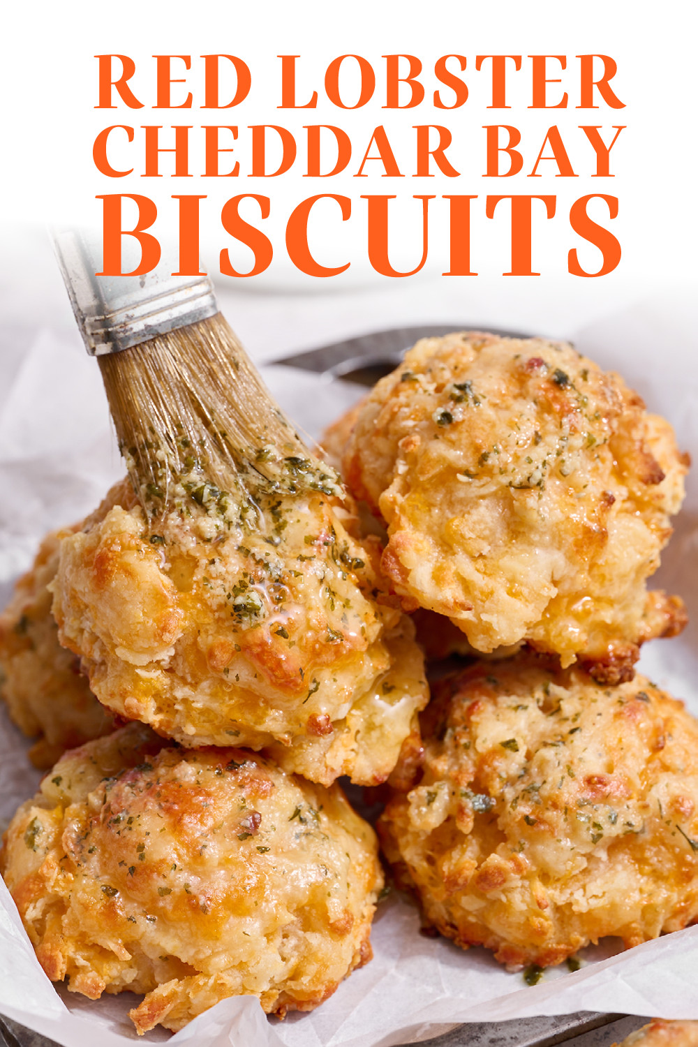 Red Lobster Homemade Cheesy Garlic Biscuits - Handle the Heat