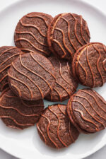 Homemade Fudge Rounds - Handle the Heat