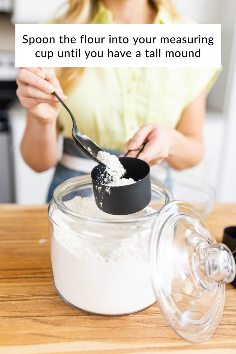 How to Measure Flour - Handle the Heat