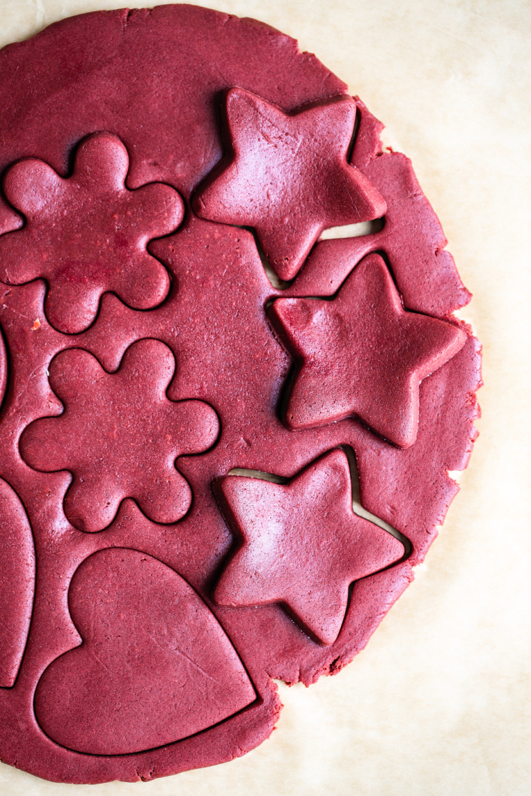 Red Velvet Sugar Cookies - Handle the Heat