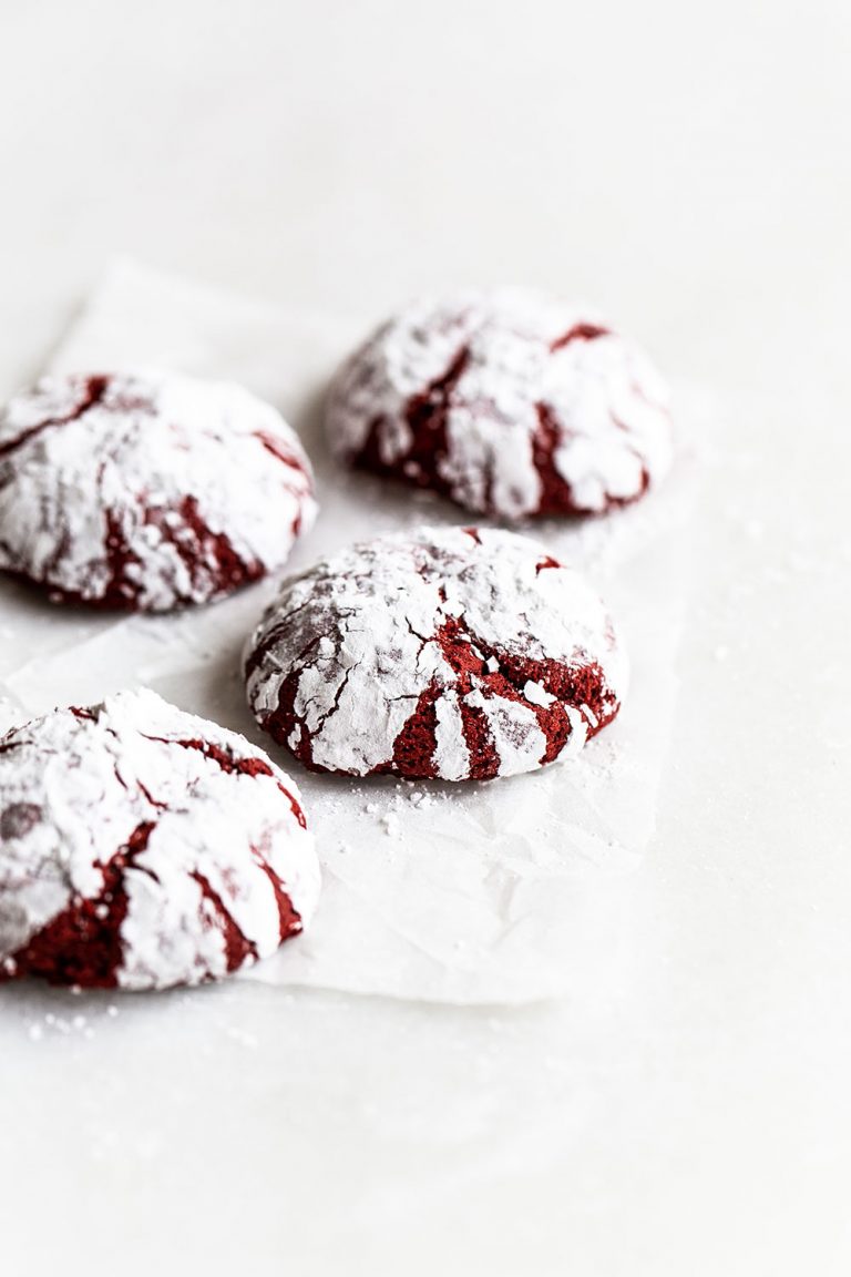 Red Velvet Crinkle Cookies - Handle the Heat