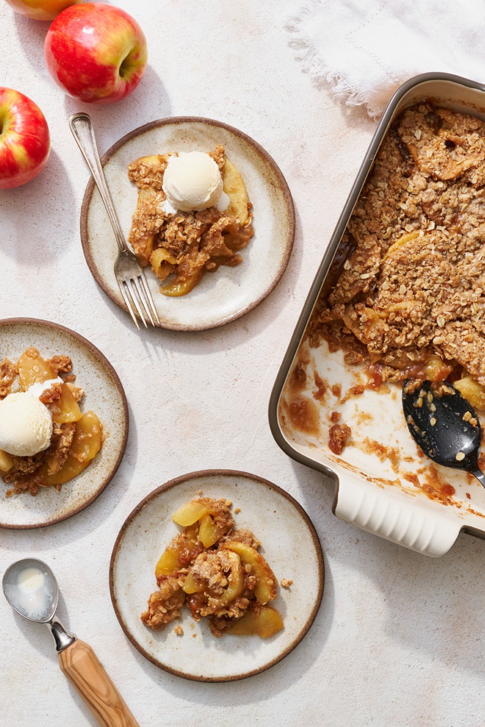 Easy Apple Crisp Recipe Handle The Heat