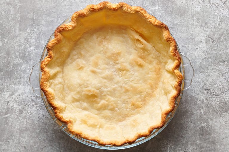 How to Blind Bake Pie Crust - Handle the Heat