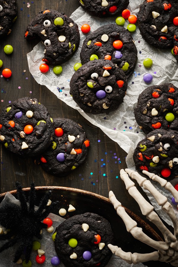 Spooky Halloween Cookies Recipe - Handle the Heat